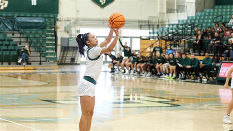 Cal Poly Falls To Nau In Overtime Saturday 79 76 Cal Poly