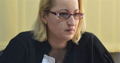 Avocata Fetei Violata De 7 Tineri Din Vaslui Domnul Măruţă M A