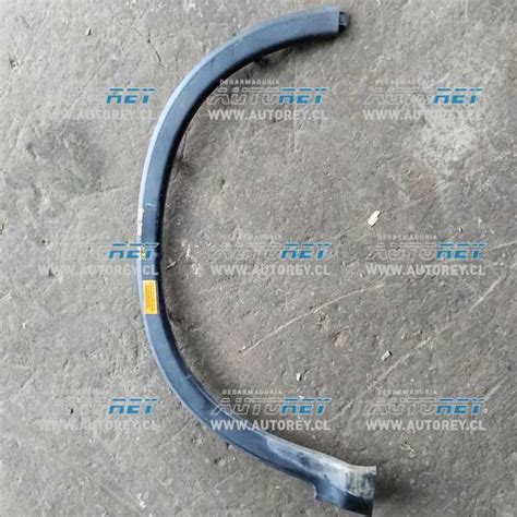 Moldura Pasa Rueda Delantera Derecha Hnc268 Honda New Crv Exl 24 Aut