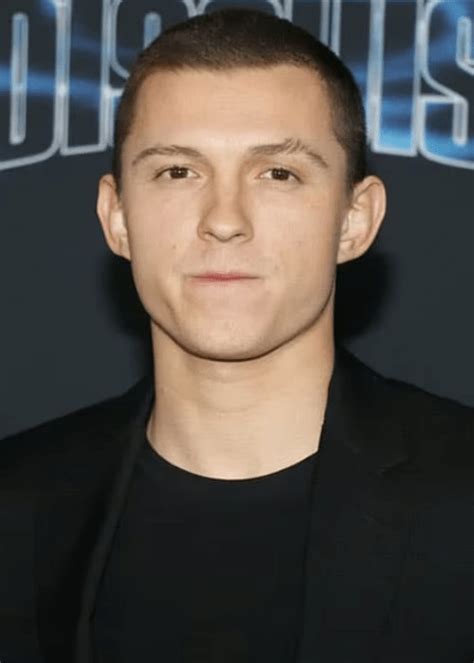 Tom Holland Haircut Styles Variations And Tips Luxury Fashionista