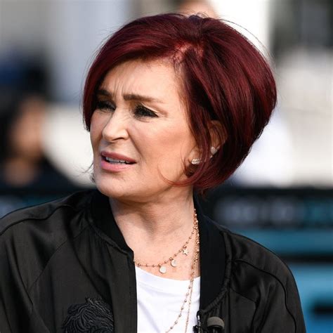 Sharon Osbournes Iconic 2021 Hairstyle A Bold Retro Revival
