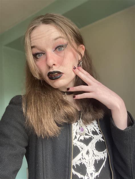 Uwu For The Gothic Sluts Rsissificationproject