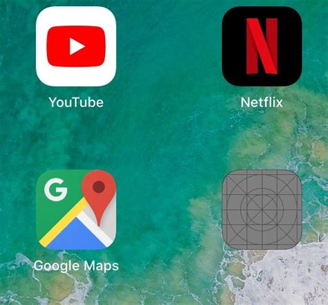 This Bottom Right Icon Went Onto My New Ipad After I Was Loading On Apps From My Old Ipad Which