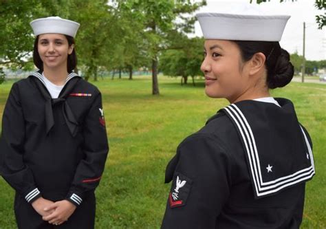 Pin On Women In Uniform