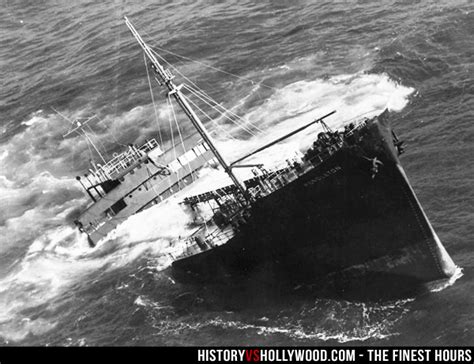 The Finest Hours Vs True Story Of Bernie Webber Pendleton Rescue