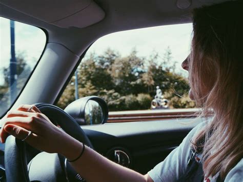 Helge Scherlunds Elearning News Listening To Music While Driving May