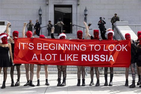Im A Pussy Riot Activist This Is What Life Is Like In A Russian Prison
