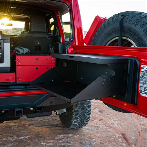 Trail Tailgate Table For Jeep Wrangler Jk And Jl By Rock Slide