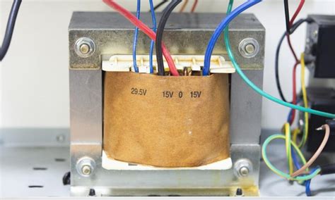 Gdzie I Dlaczego Stosuje Się Transformatory Separacyjne