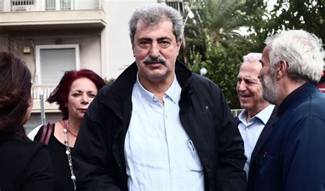 Ο Πολάκης καρφώνει Αλέξη Αιχμές κατά Τσίπρα και επίθεση στη Νέα Αριστερά με αρχηγική συνέντευξη