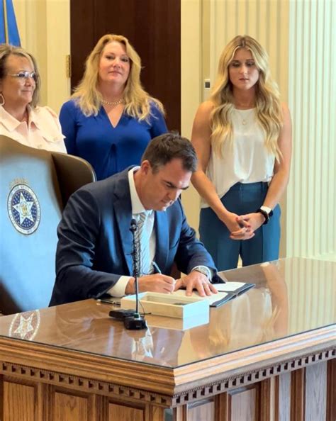 Oklahoma Governor Issues Executive Order Defining Biological Sex The Epoch Times