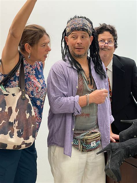 הריב הזה ייגמר בצחוק We Are In America