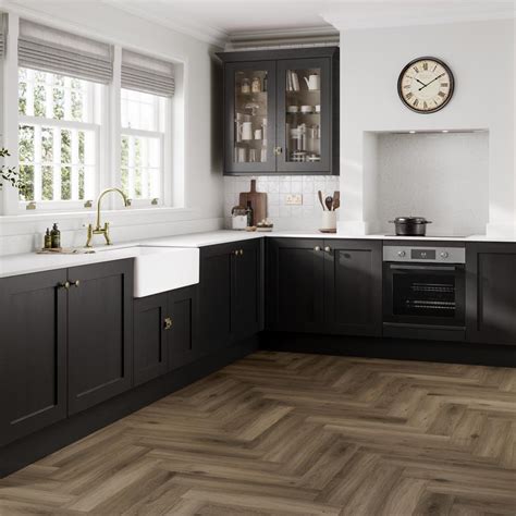 Chilcomb Black Kitchen Fitted Kitchens Kitchens Howdens