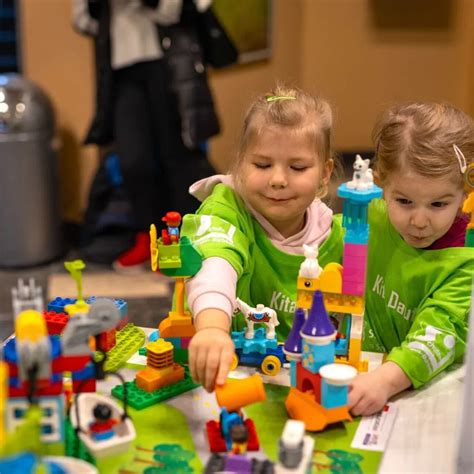 Fll Explorer Grade 1 4 Ai And Robotics Academy