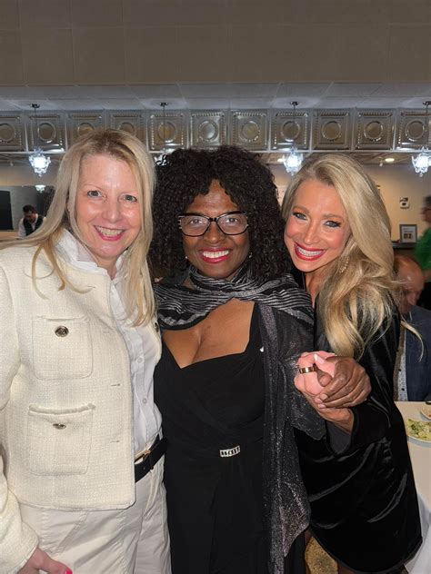 Stefani Schaefer Added A New Photo Stefani Schaefer