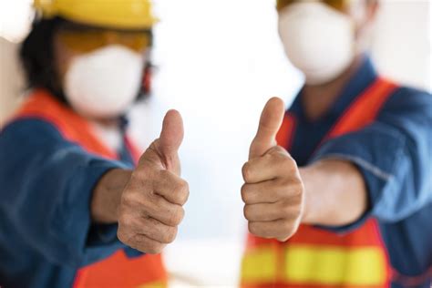 6 Safety First กับความปลอดภัยในที่ทำงาน หจก พรณรงค์ โลหะกิจ