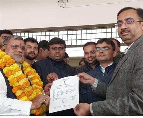 Mlc Election Result Bjp के देवेंद्र सिंह ने इस सीट से लगाई जीत की हैट्रिक बोले सपा की साइकिल