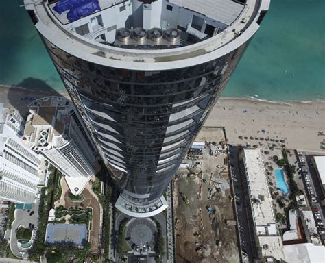Messi And His New Home In Miami At The Porsche Design Tower Building