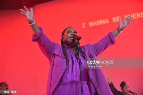 Gasha Singer Photos And Premium High Res Pictures Getty Images