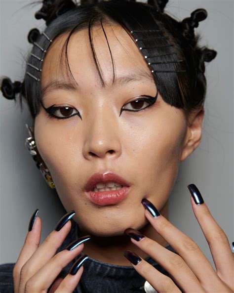 Spring Nail Trends For 2023 Best Ss23 Runway Trends For Nails