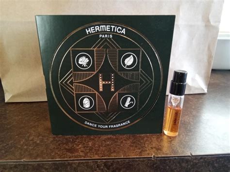 Darkoud Hermetica Una Fragranza Unisex 2019