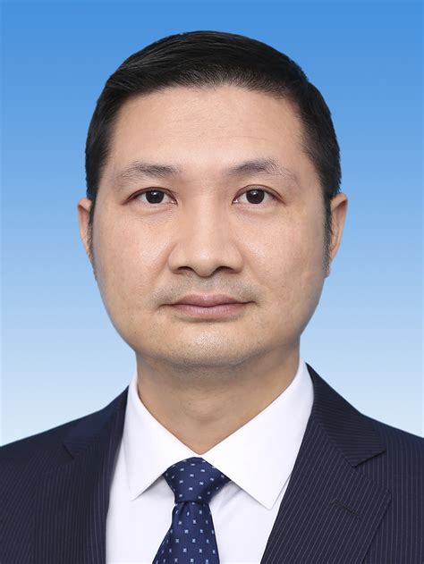 周懿周懿金牌 伤感说说吧