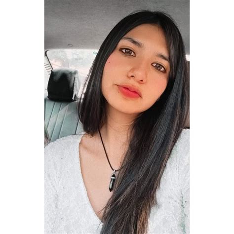 Coralía Michilena Coritham6 • Threads Say More