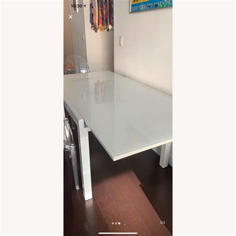 Structube Extendable Dining Table W 2 Chairs Aptdeco