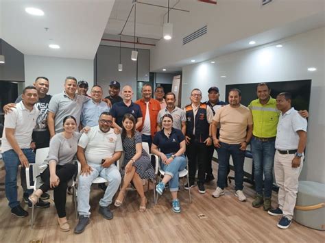 Un Nuevo Logro En El Diálogo Social Firma De La Convención Colectiva De… Gustavo Enrique