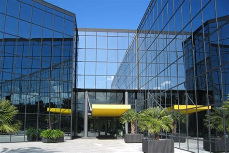 Shuttle Solutions Leader Wedriveu