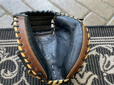 Slightly Used Rawlings Hoh R2g Cm33 33” Catchers Glove Sidelineswap