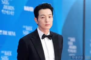 정성일 결혼 9년 만에 이혼원만한 합의 공식 한국경제