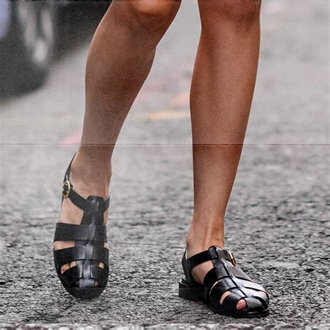 7 Best Outfits To Wear With Fisherman Sandals The Shoes Everyone Is