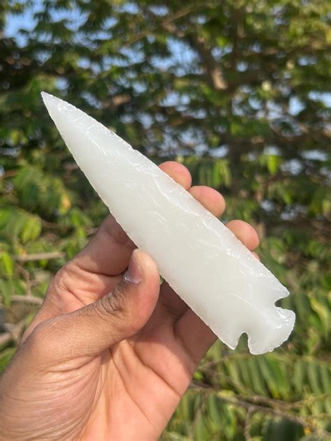 White Jade Arrowhead Healing Crystal For Meditation Protection