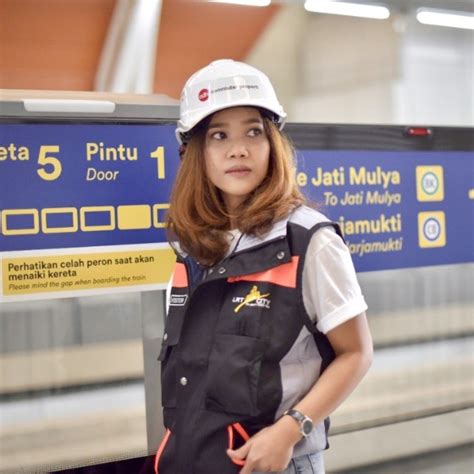 Putri Suhardi Email Address And Phone Number Pt Adhi Karya Persero Tbk Marketing Manager