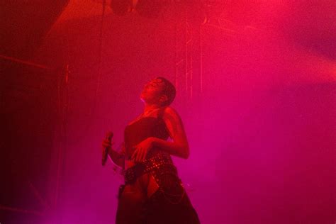 Is This Blast Summer À Liège Eloi Embrase Le Reflektor La Vague Parallèle