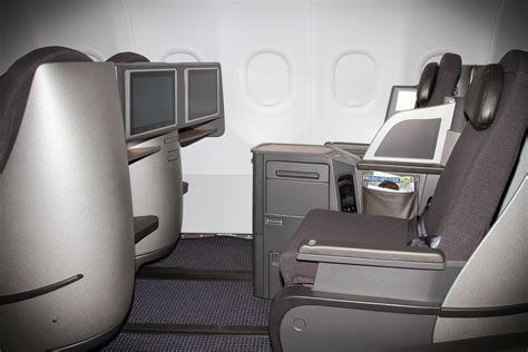 Review Of Business Class On American Airlines Transcon A321 Airlinereporter Airlinereporter