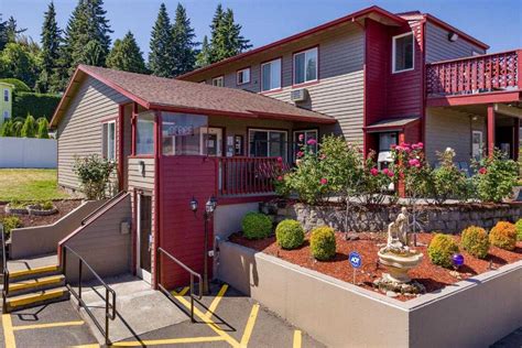 13 Best Hotels In Hood River 2024