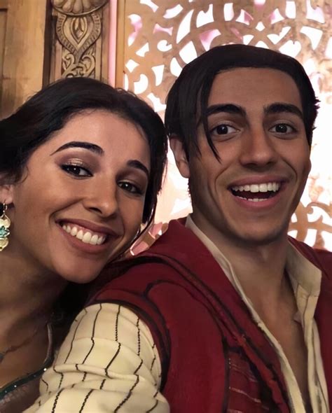 Pin By Gio On Naomi Scott ♡ Mena Massoud ‪‬ Aladdin Movie Aladdin