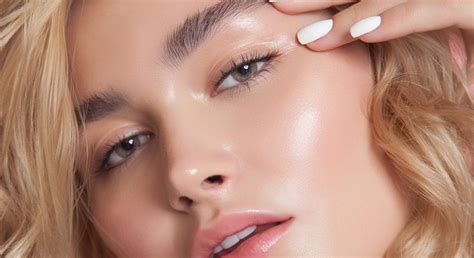 Tips Terbaik Untuk Mendapatkan Dewy Skin Yang Glowing Lifestyle People