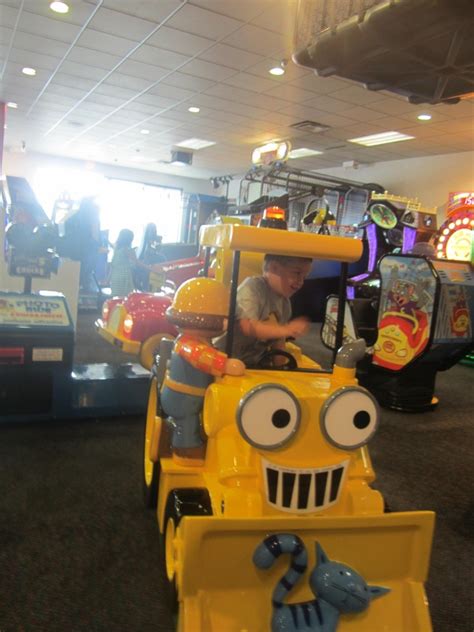 Bob The Builder Ride Chuck E Cheese