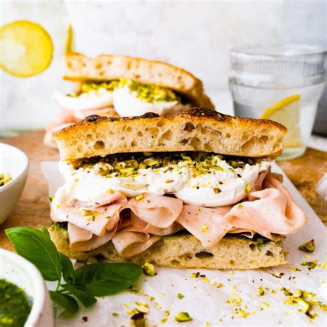 Italian Mortadella Sandwich Cucinabyelena