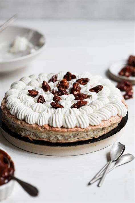 Easy French Walnut Dacquoise Cake Belula