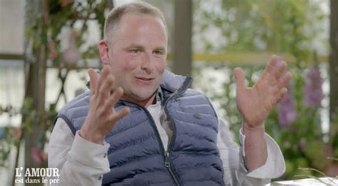 Alexandre Lamour Est Dans Le Pré Déjà Amoureux Gros Coup De