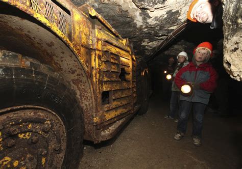 Visite Des Mines Dasphalte Val De Travers Unique En Europe