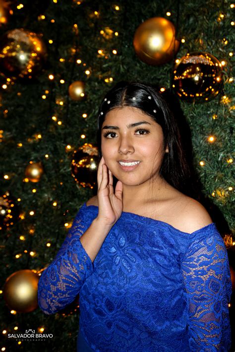 Modelo Ninive Pérez Lugar Salvador Bravo Fotografía Facebook