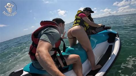 Risky Community Hook Up Copulating On A Jet Ski With Two Cumshots Spanish Dame Pamsnusnu
