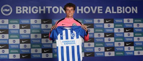 رونمایی برایتون از متس ویفر، خرید 30 میلیون یورویی‌اش طرفداری