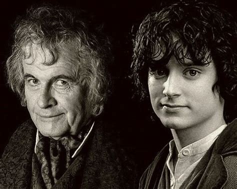 Bilbo And Frodo The Hobbit Lord Of The Rings Frodo