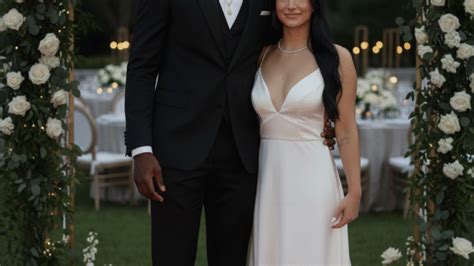 Elly De La Cruz Secretly Marries Girlfriend Raye Legitsportnews